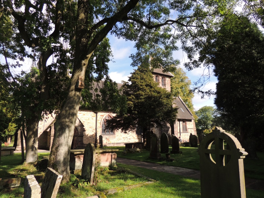 St-matthews-leek-church-yard - Leek Area Team Benefice